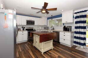 Casa, várias camas, pátio, vista para o jardim (70 Water oak) | Cozinha privada