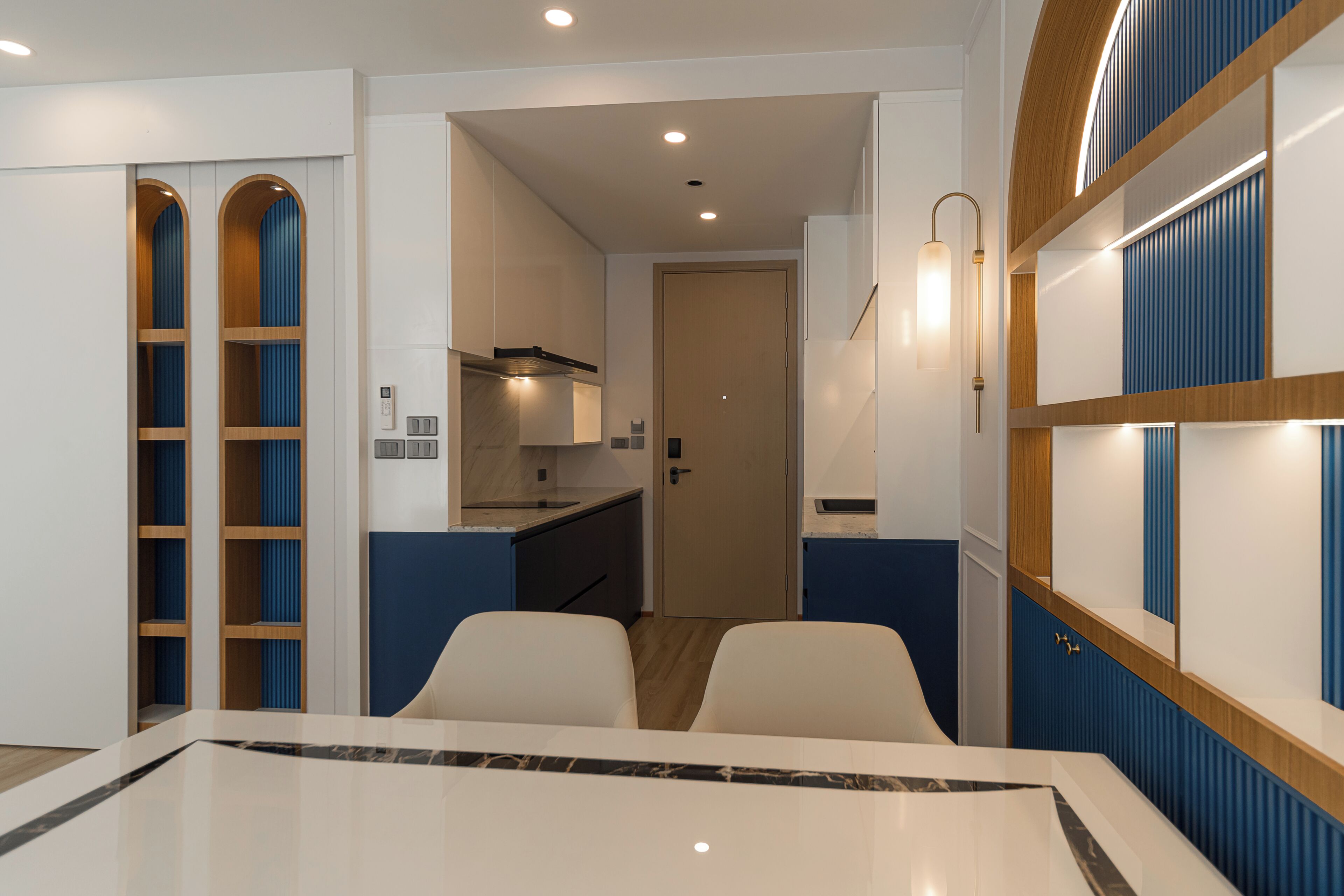 Royal 3BR Penthouse,2 King &1 Single Bed | Refeições no quarto
