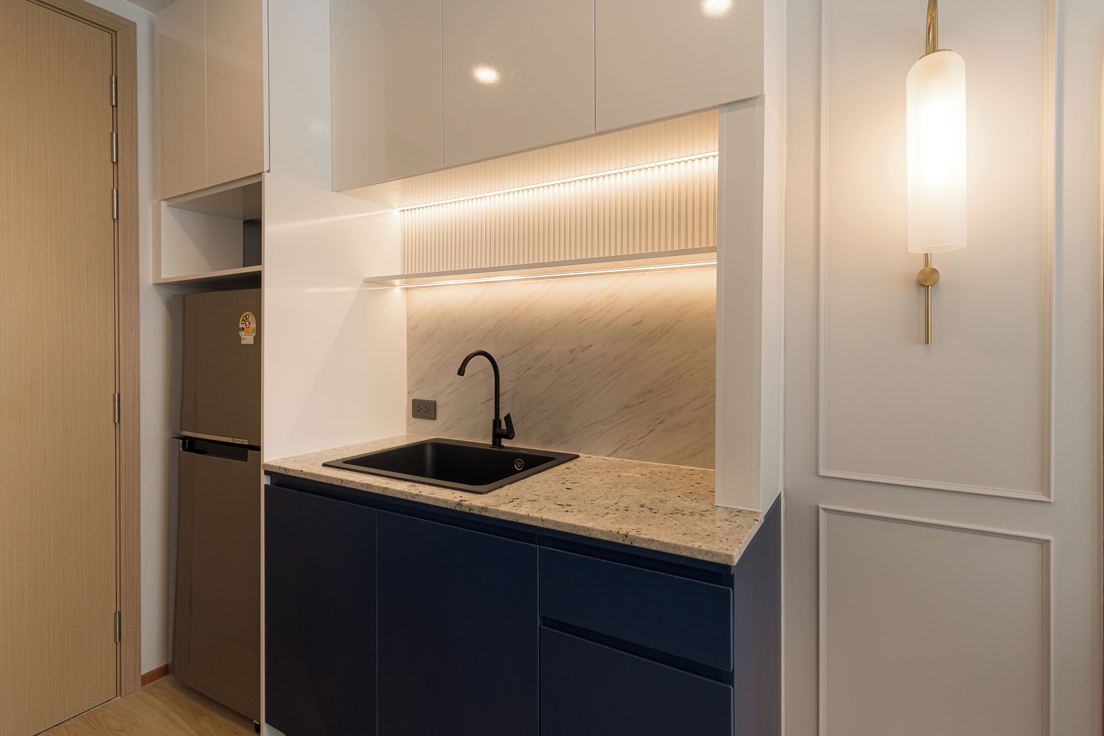 Royal 3BR Penthouse,2 King &1 Single Bed | Refeições no quarto