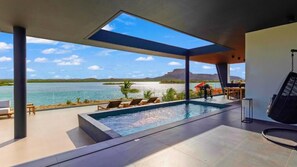 Apartamento de Luxo, piscina privativa, vista para o oceano | Piscina | 2 piscinas exteriores 