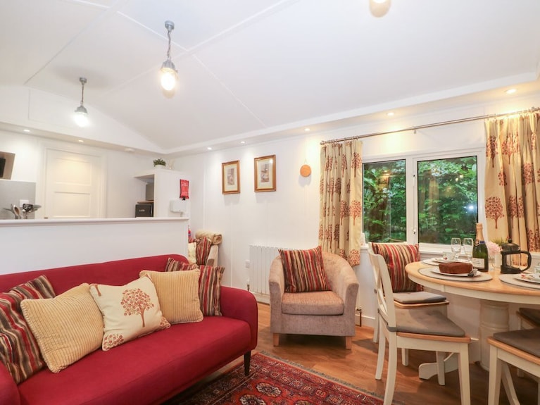 Charming Lodge 1 In Bolney, Uk - Horsham, UK