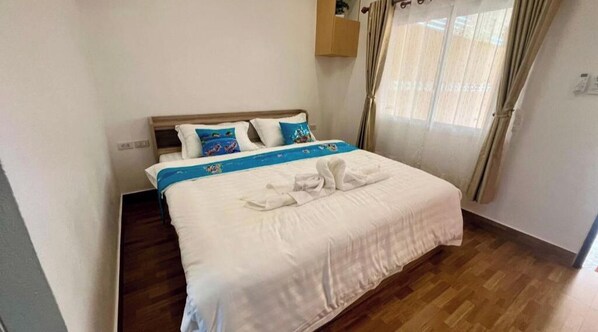 Quarto Básico, varanda, vista para o jardim | Wi-fi grátis 