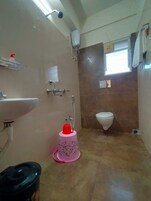 Quarto Duplo Deluxe, varanda, vista para o parque | Casa de banho