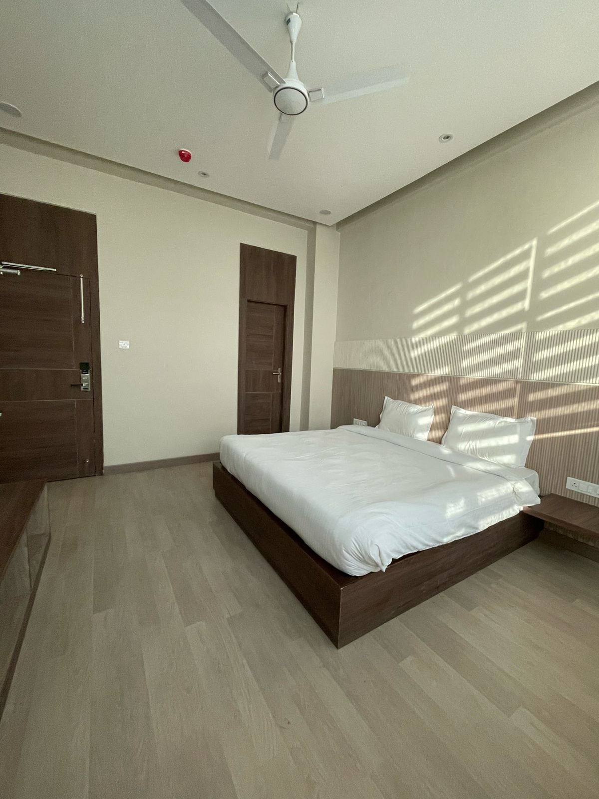Quarto Superior | Secretária, Wi-fi grátis 