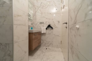 Quarto Duplo Exclusivo, Vista para a cidade | Casa de banho