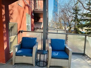 Apartamento, 2 quartos, acessível, lareira | Varanda