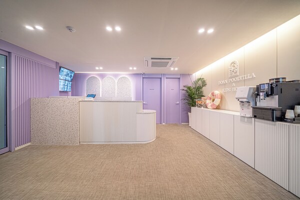 Busan Doan Pool Villa & Kids Hotel - Busan