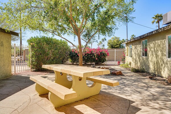 Shop & Dine! Getaway 3 Mi To Old Town Scottsdale - Arizona