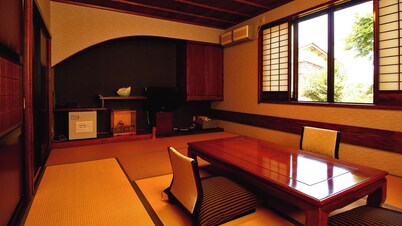 Kira Onsen Kotobukisou