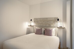 1 quarto, roupa de cama
