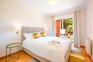 2 quartos, roupa de cama fornecida
