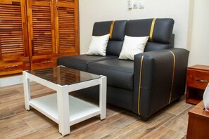 Estúdio, vista para o jardim | Sala de estar