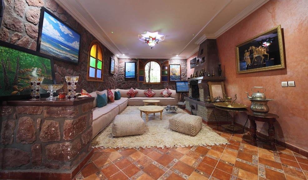Authentic Berber Mountain Stay With Panoramic Atlas Views And Moroccan Food. - Maroc