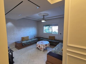 Apartamento clássico, vista para a cidade | Parte interna