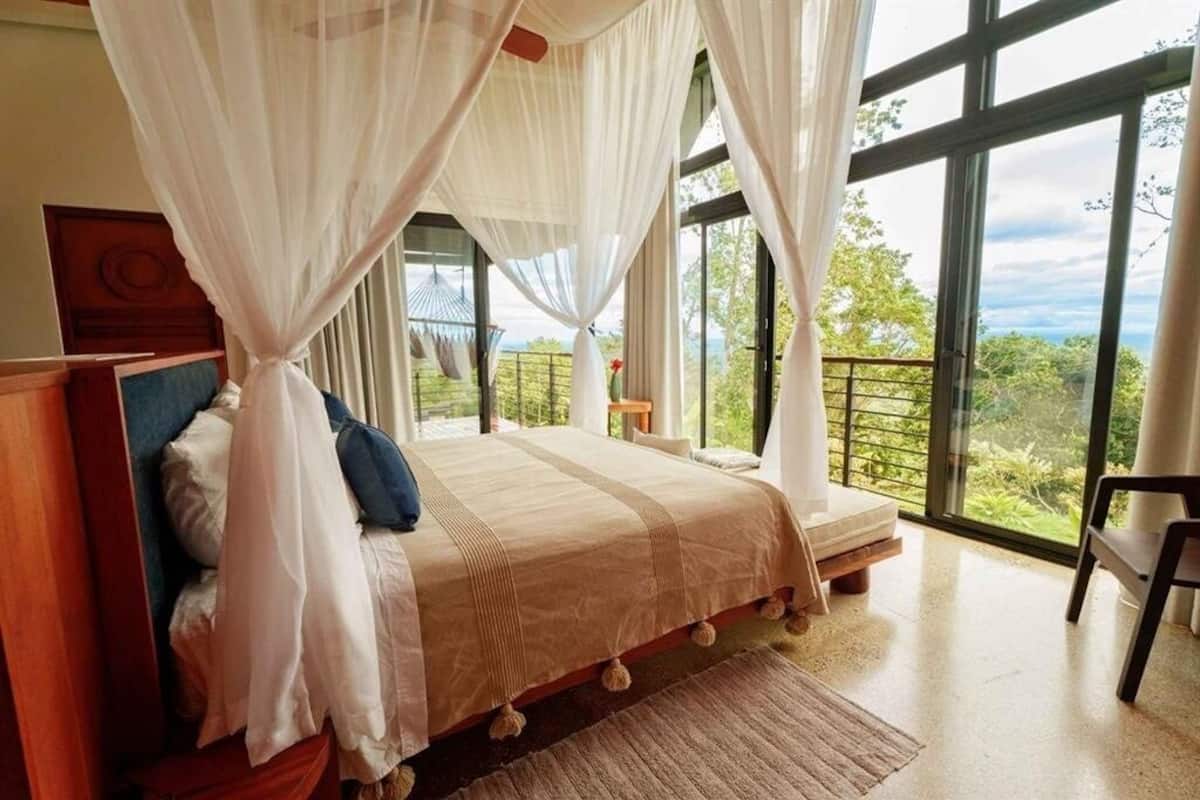 Vila, 2 quartos | Wi-Fi de cortesia, roupa de cama