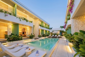 Piscina externa