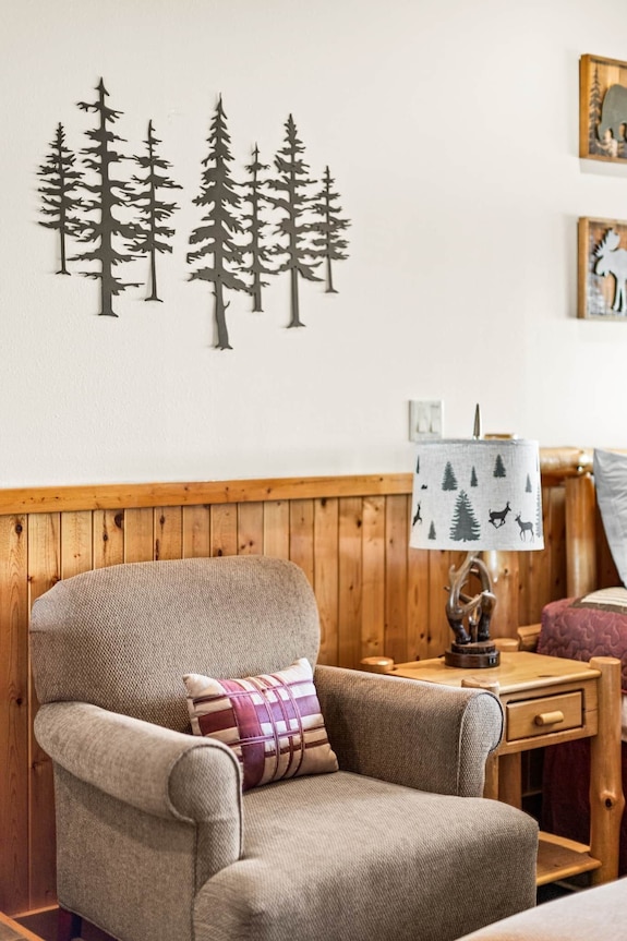 Panoramic Lake Views | King Studio W/whirlpool - Two Harbors, MN