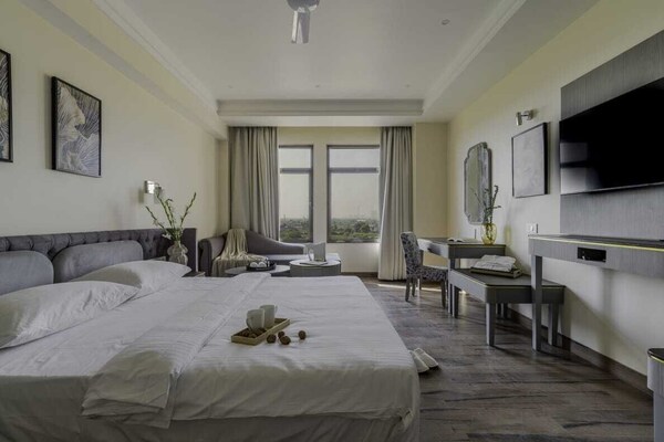 Essentia Luxury Hotel And Convention, Nagpur - Nagpur