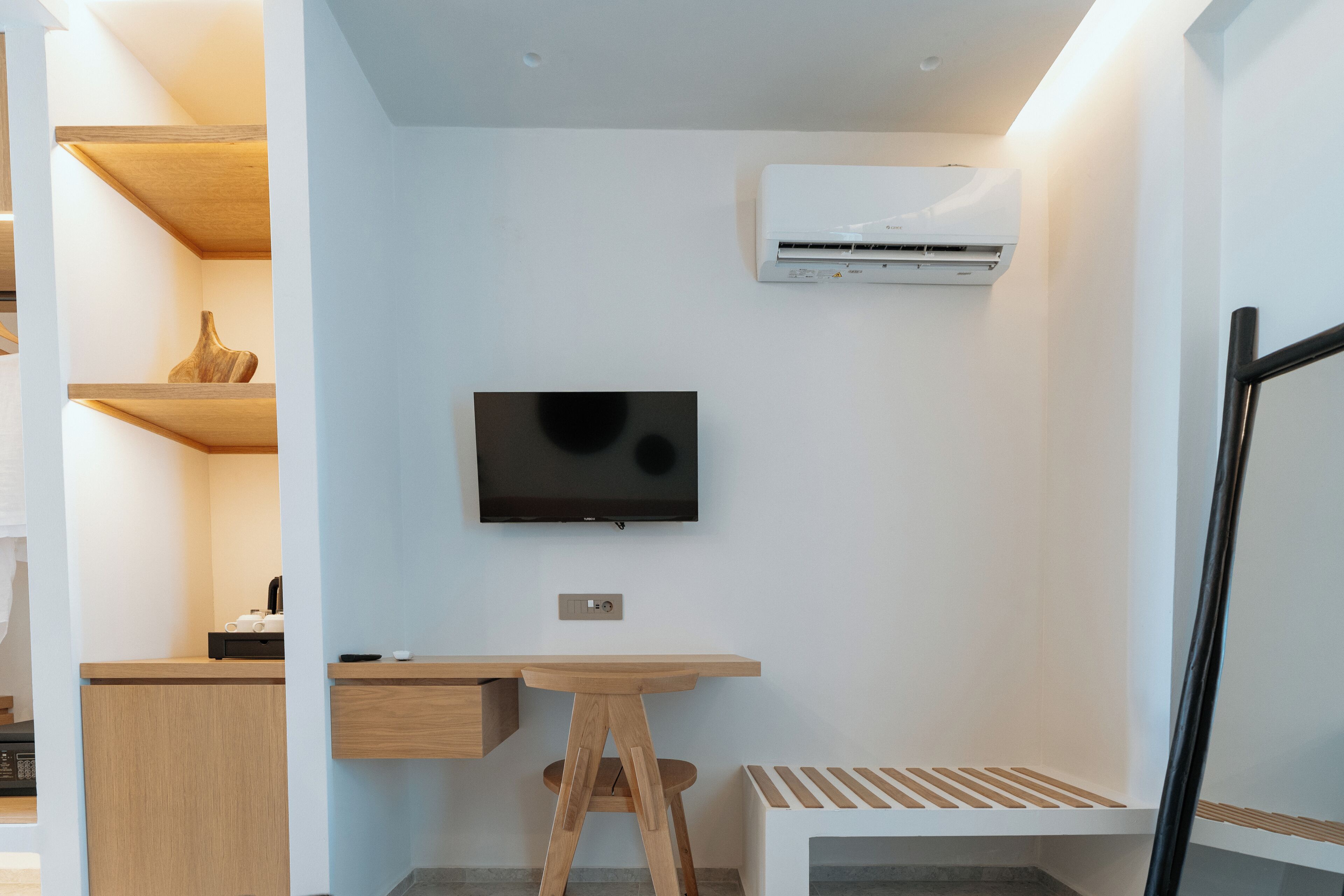 Quarto Duplo Comfort | Cofre no quarto, secretária, cortinas/cortinados opacos 
