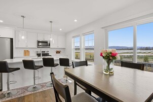 Casa de Férias, 4 quartos | Restaurantes