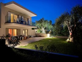 Casa família, 2 quartos, sacada, vista para a cidade | Terraço/pátio