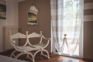 Quarto Duplo Superior, vista para o jardim | Interior