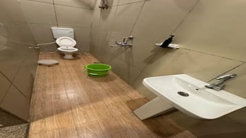 Quarto Deluxe | Casa de banho