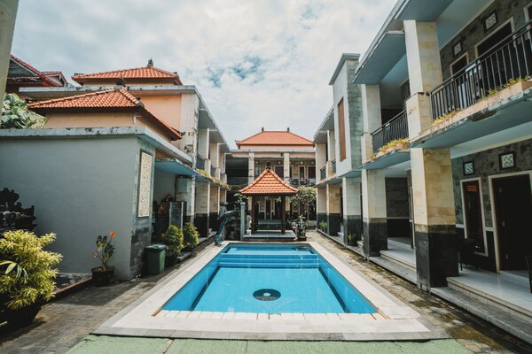 Santhi Graha Guest House - Legian