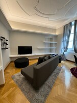 Apartamento, Vista para a cidade | Vista do quarto