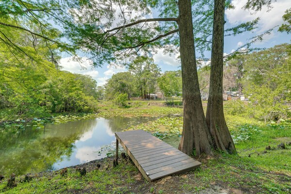 Bushnell Riverside Retreat W/ Hot Tub & Game Shed - Simpson Lakes