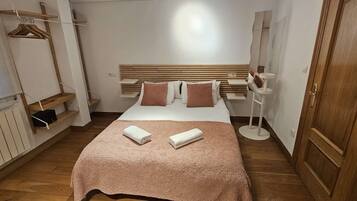 Apartamento standard, varanda, vista para o pátio