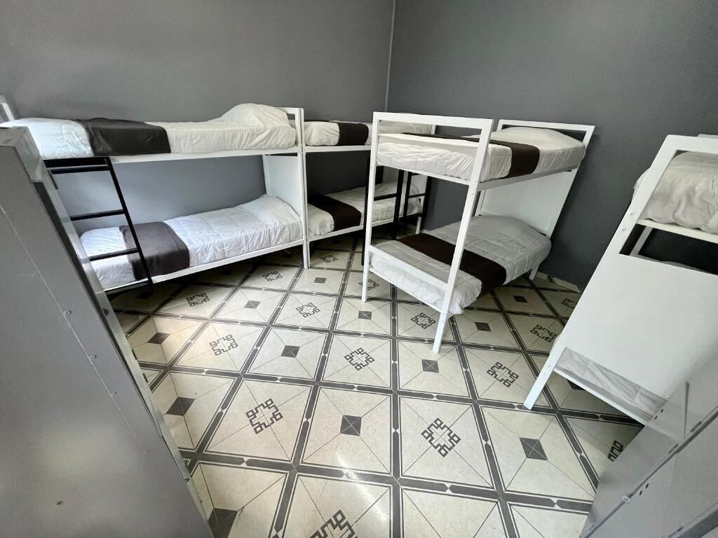 Wi-Fi de cortesia, roupa de cama