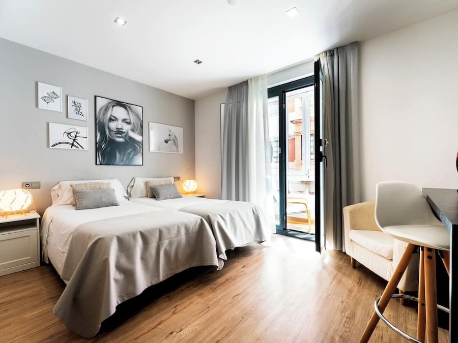 Quarto duplo superior, sacada, vista para a cidade | Quartos à prova de som, Wi-Fi de cortesia