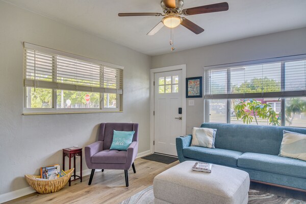 Tampa Bay Getaway W/ Patio & Yard, Pets Welcome! - Largo, FL