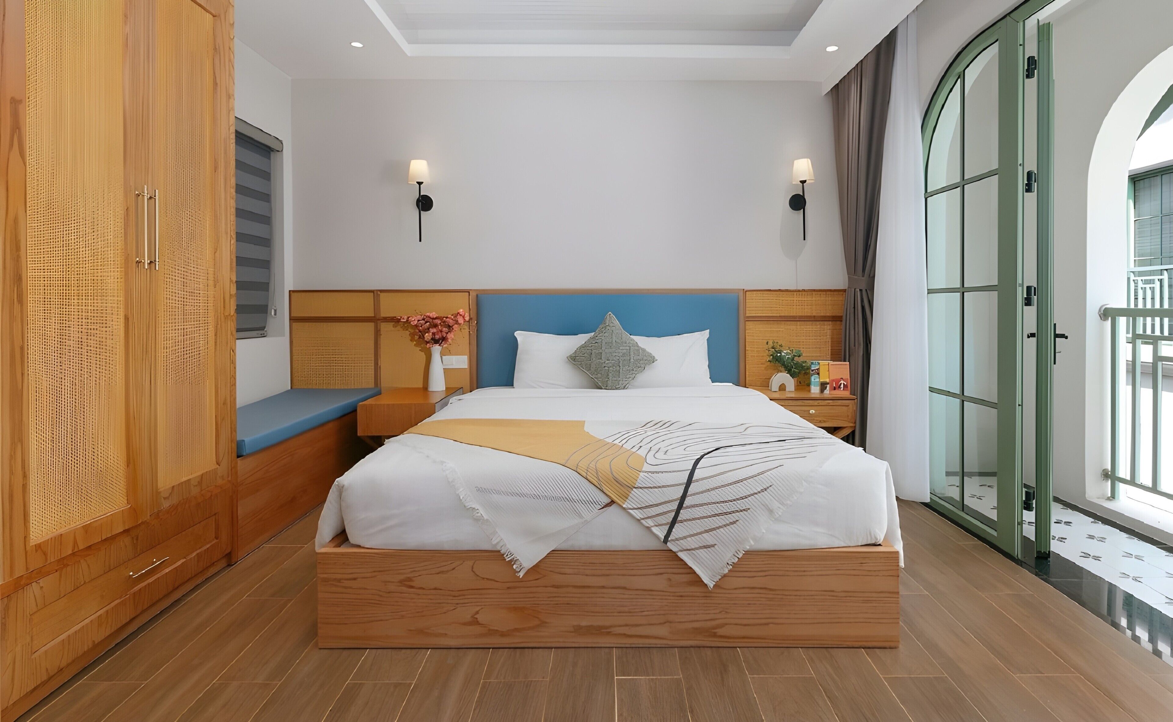 Villa de Luxo, 4 quartos, Vista para a cidade | Cofre no quarto, secretária, cortinas/cortinados opacos, Wi-fi grátis 
