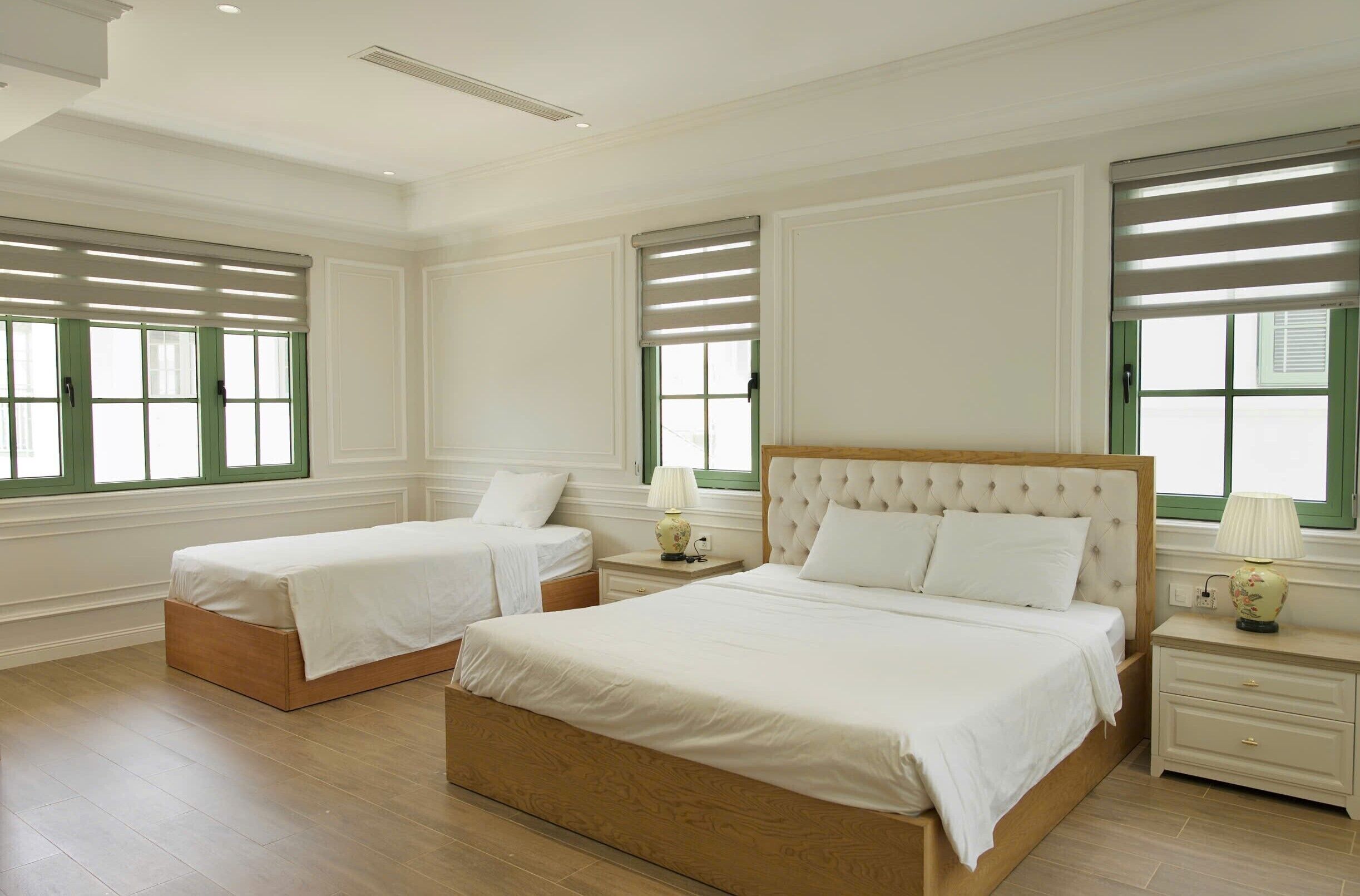 Villa Deluxe, 4 quartos, Vista para a cidade | Cofre no quarto, secretária, cortinas/cortinados opacos, Wi-fi grátis 