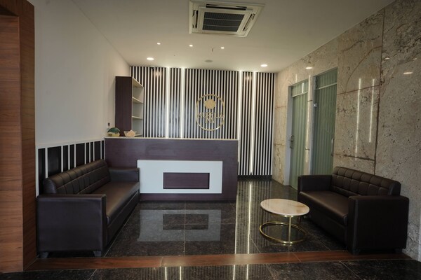 Hotel Aurelia Inn Near Airport Road Sector 82 Mohali Chandigarh - Sahibzada Ajit Singh Nagar