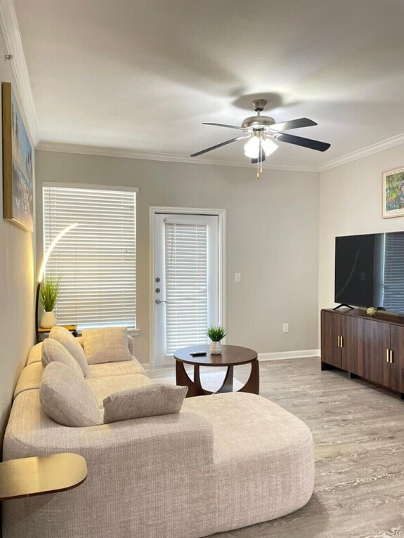 Stylish 2br Parking, Pool & Gym Near Woodlands - The Woodlands, TX