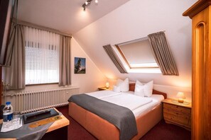 Quarto Duplo Económico, vista para o jardim