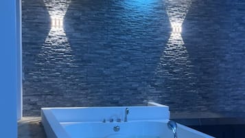 Suíte conforto, vista para o oceano | Spa