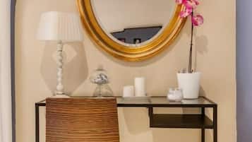 Quarto Duplo Comfort, varanda, Vista para a cidade | Interior