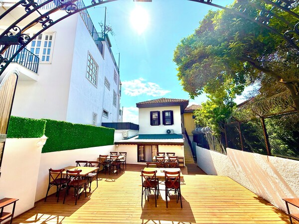 Antalya Marina Hostel - 안탈리아