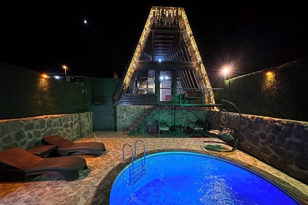 Bangalô premium | Piscina | 4 piscinas externas