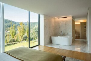 Suite Presidencial, vista para o jardim | Wi-fi grátis 