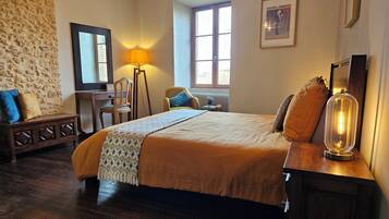 Quarto Duplo Deluxe, vista para a colina | Wi-fi grátis