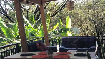 Casa, 2 quartos, fumadores | Refeições ao ar livre