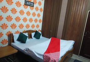Quarto Duplo | Camas desdobráveis, Wi-fi grátis, roupa de cama fornecida 