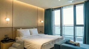 Pet Small Suite Double (Ocean) | Secretária adequada para computadores portáteis, Wi-fi grátis 
