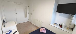 Dormitório compartilhado, 1 quarto | Comodidades do quarto