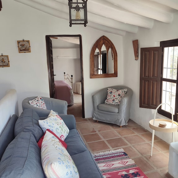 Cosy Mountain Cottage, 45 Min Málaga,stunning Views, Heated Pool, Horses On Site - Andalucía